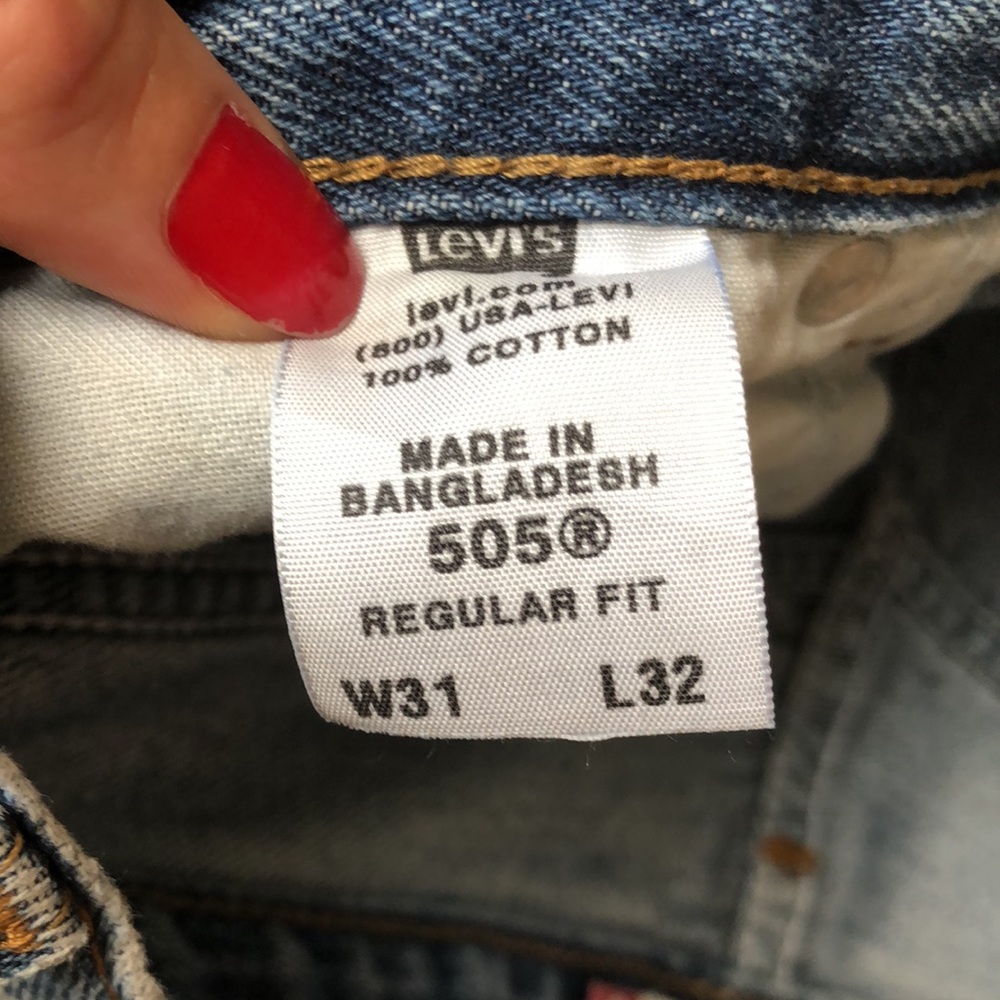 Levi’s 505 Cut Off Distressed Jeans - Gem